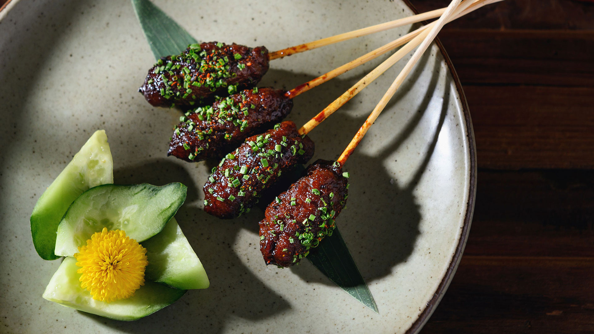 CANDLENUT | COMO GROUP