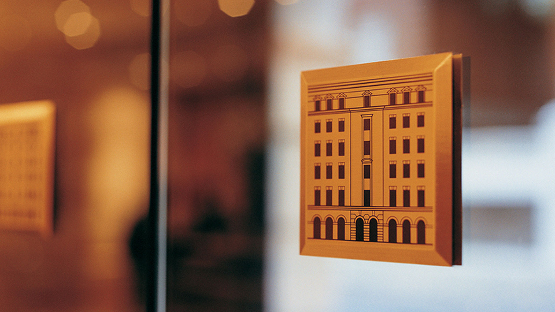 COMO THE HALKIN | COMO GROUP